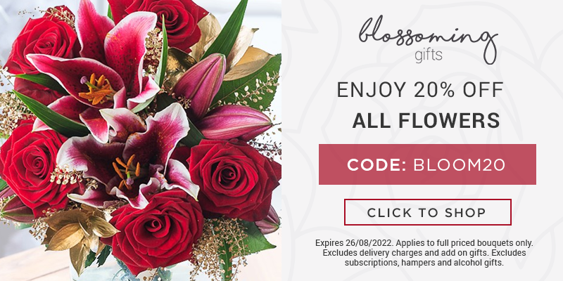 10 Most Festive Flowers & Plants for Christmas - Blossoming Gifts