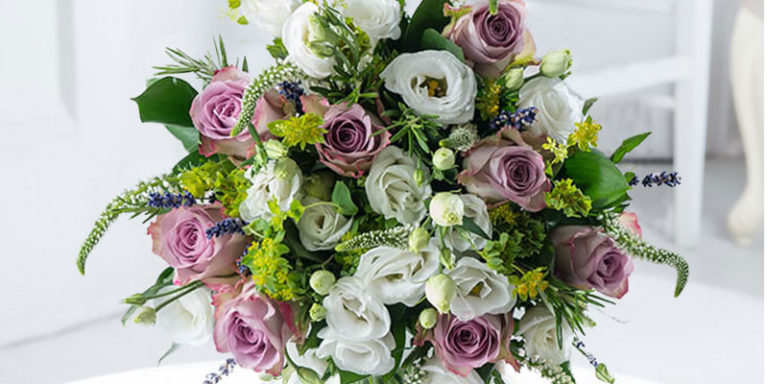 11 Halloween Flowers Linked to Supernatural Folklore | Blossoming Gifts