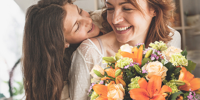 10 Things To Do to Celebrate Mother's Day This Year - Blossoming Gifts